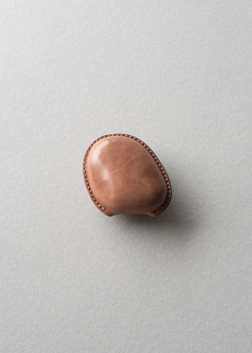 Leather Wrapped Stone No.080 | FROME