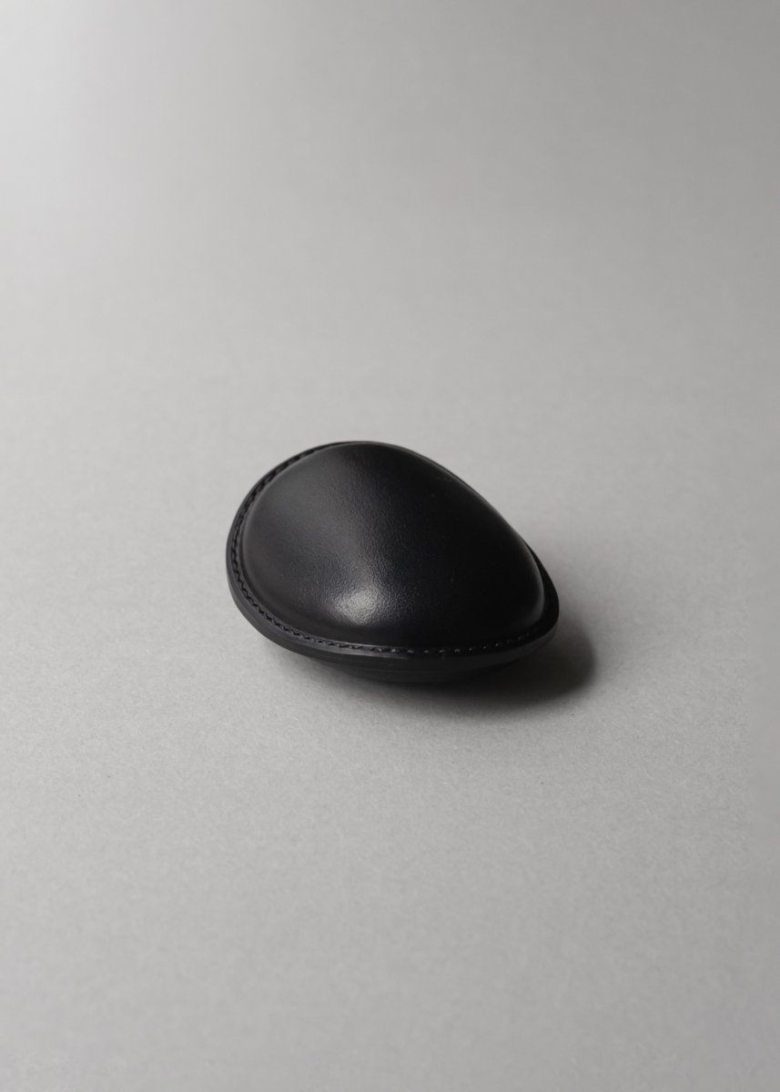 Leather Wrapped Stone No.078 | FROME（フローム）