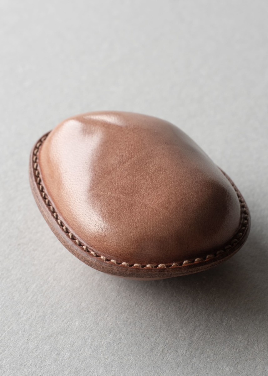 Leather Wrapped Stone No.080 | FROME